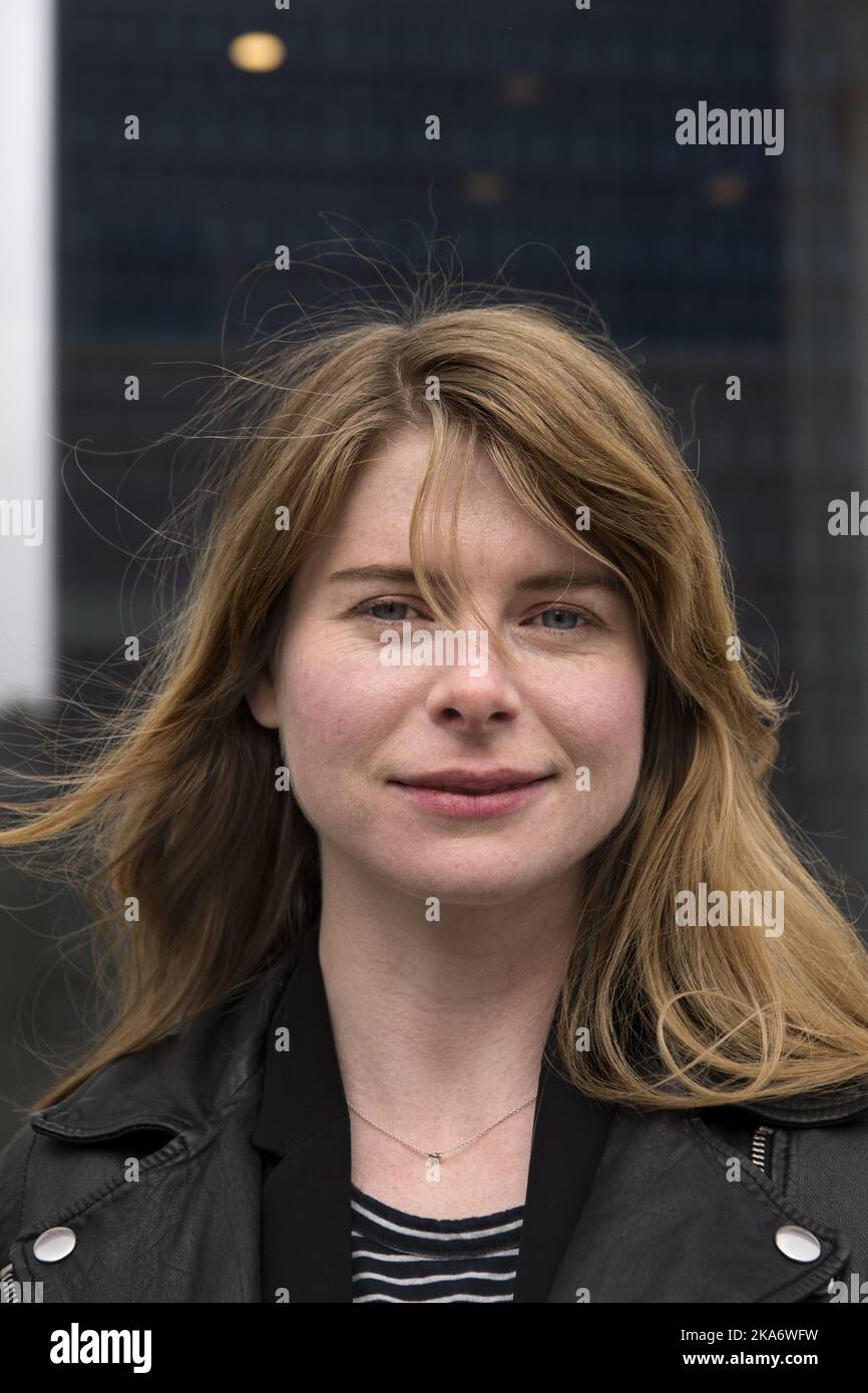 Emma cline Banque de photographies et d’images à haute résolution - Alamy