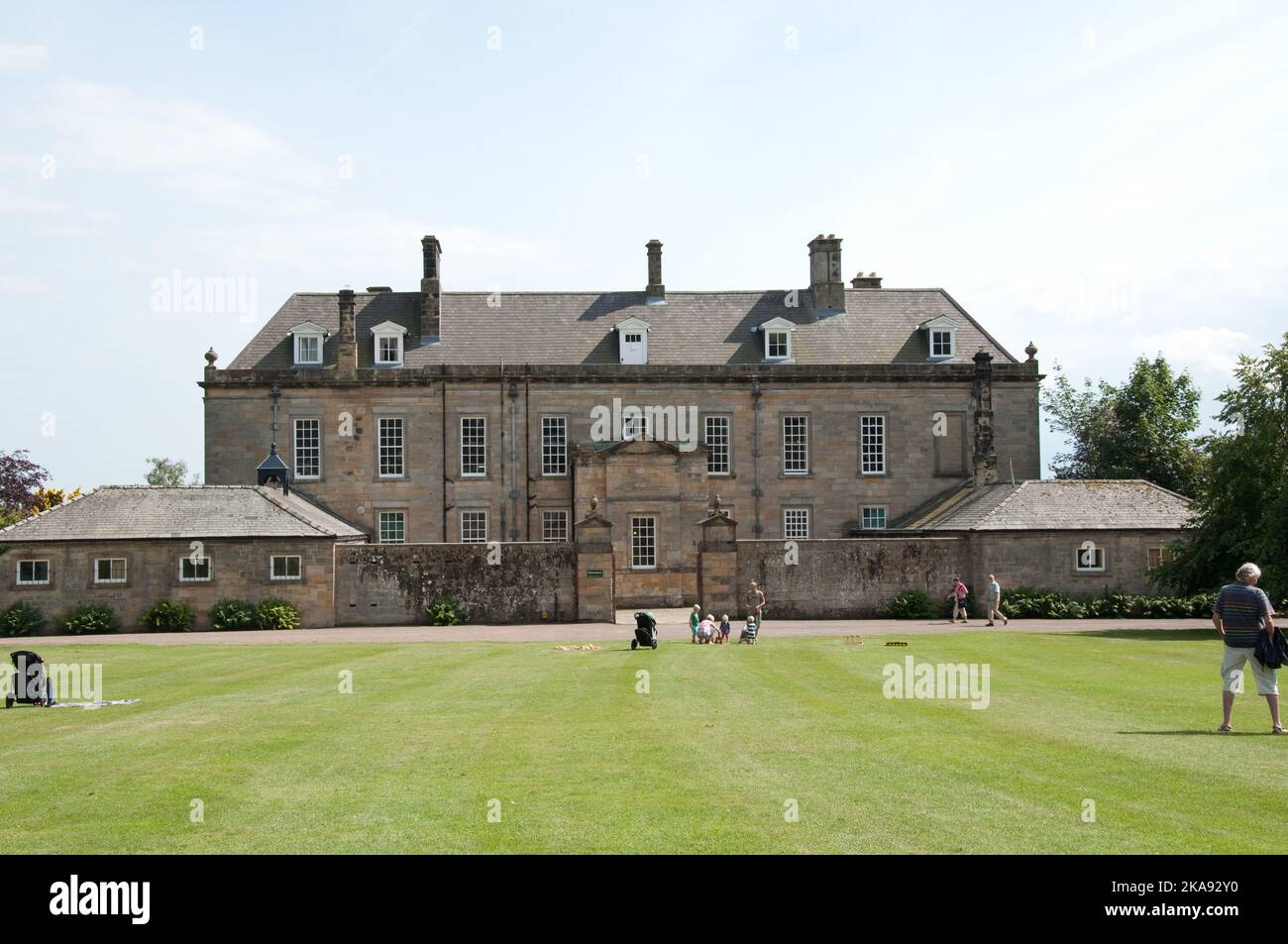 Wallington hall et pelouse Banque de photographies et d’images à haute ...