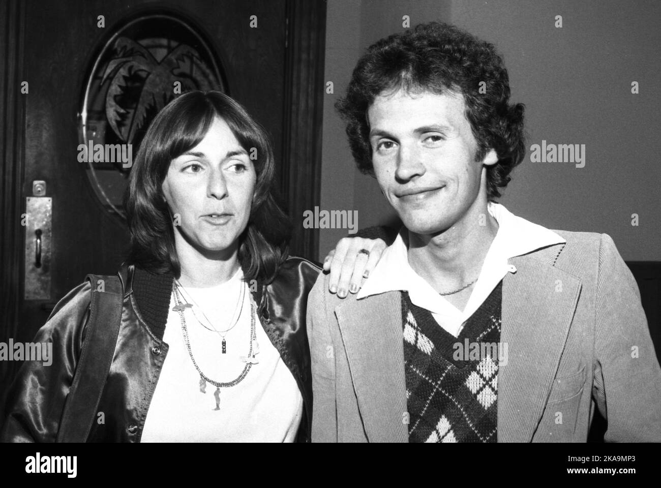 Billy crystal and his wife Banque d'images noir et blanc - Alamy