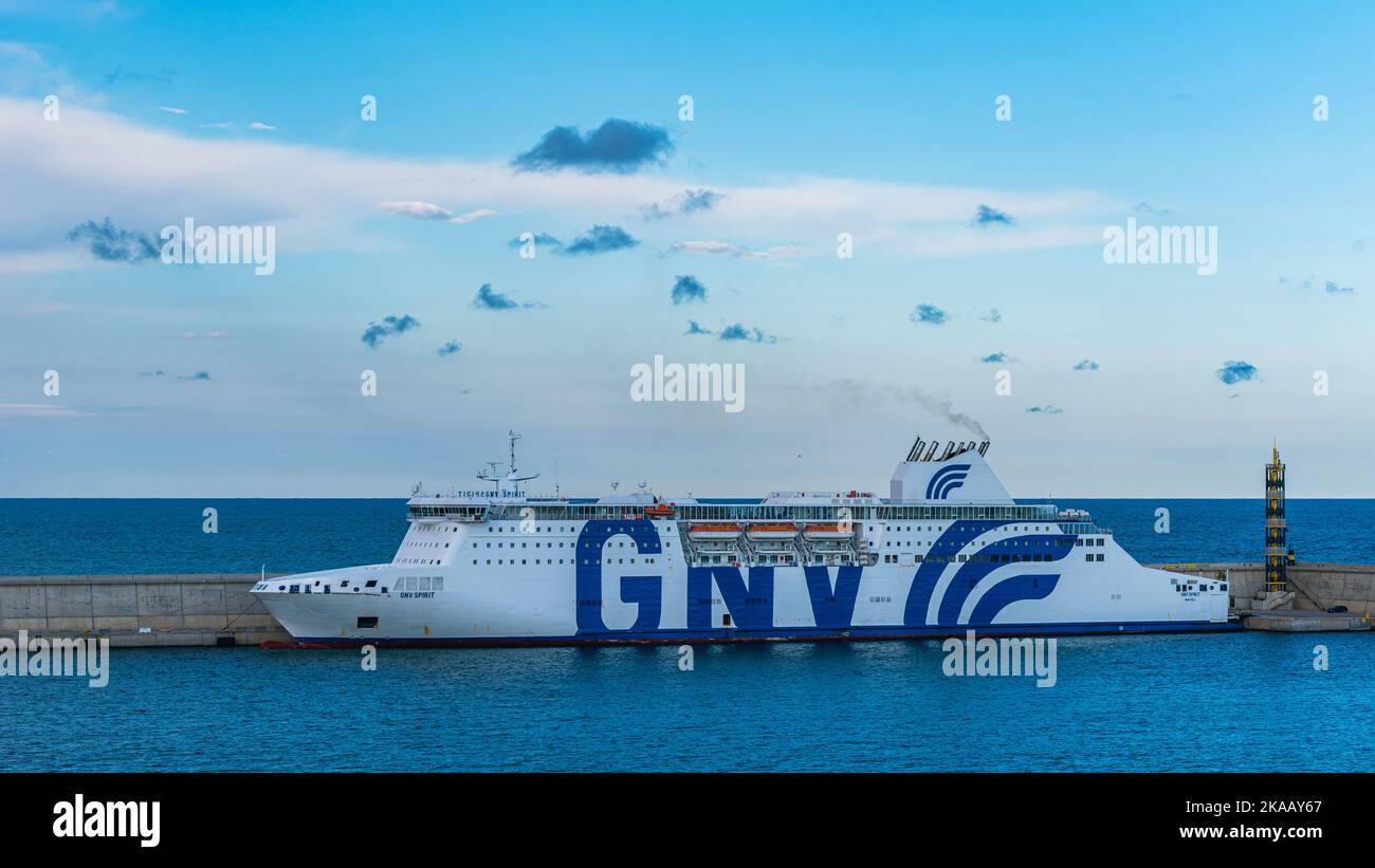 Gnv ferry Banque de photographies et d’images à haute résolution - Alamy