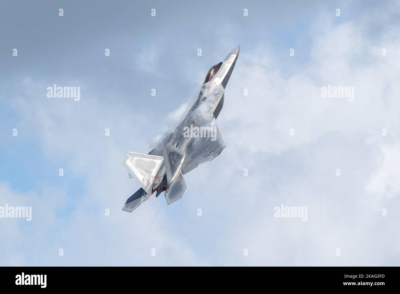 Joshua “Cabo” Gunderson, commandant et pilote de l'équipe de ...