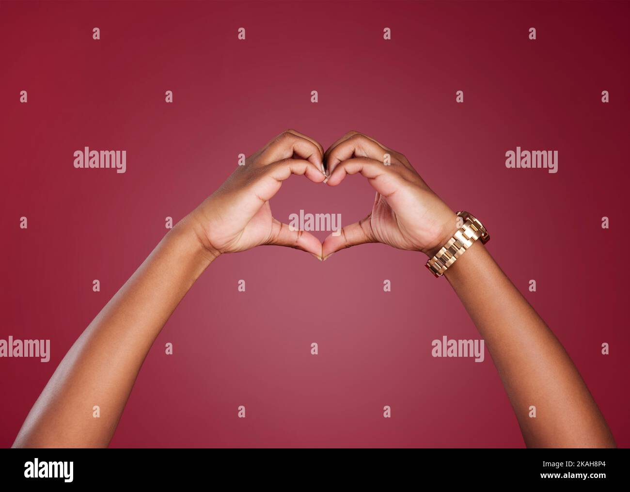 Mains, coeur et signe d'amour, de soin ou de relation dans le ...