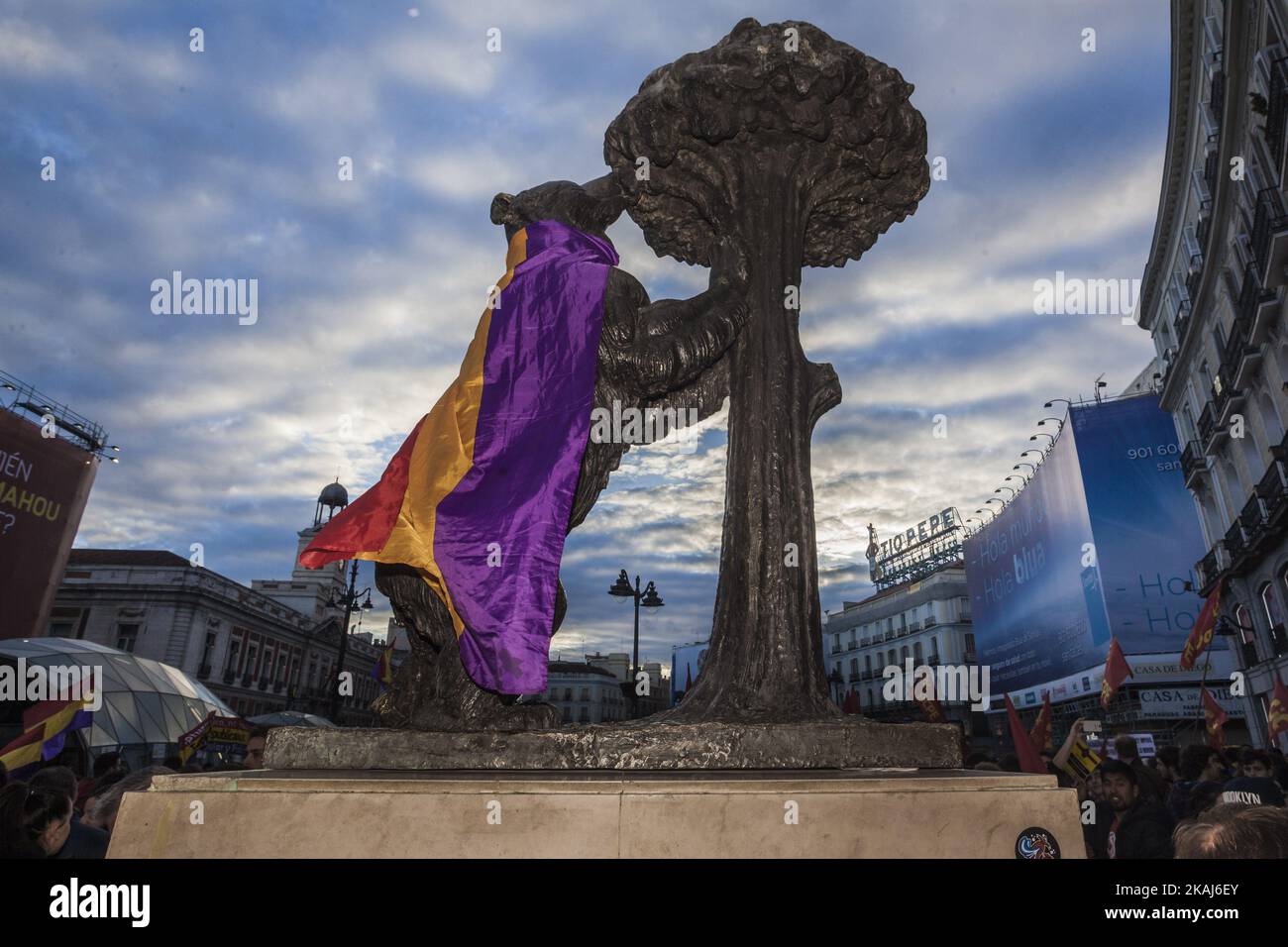 Francisco franco statue Banque de photographies et d’images à haute ...