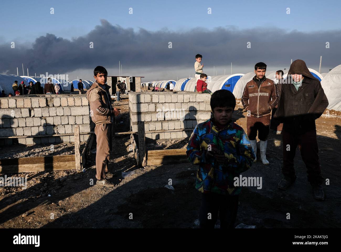 Crise humanitaire près de Mossoul en Irak. Photo prise dans le camp de ...