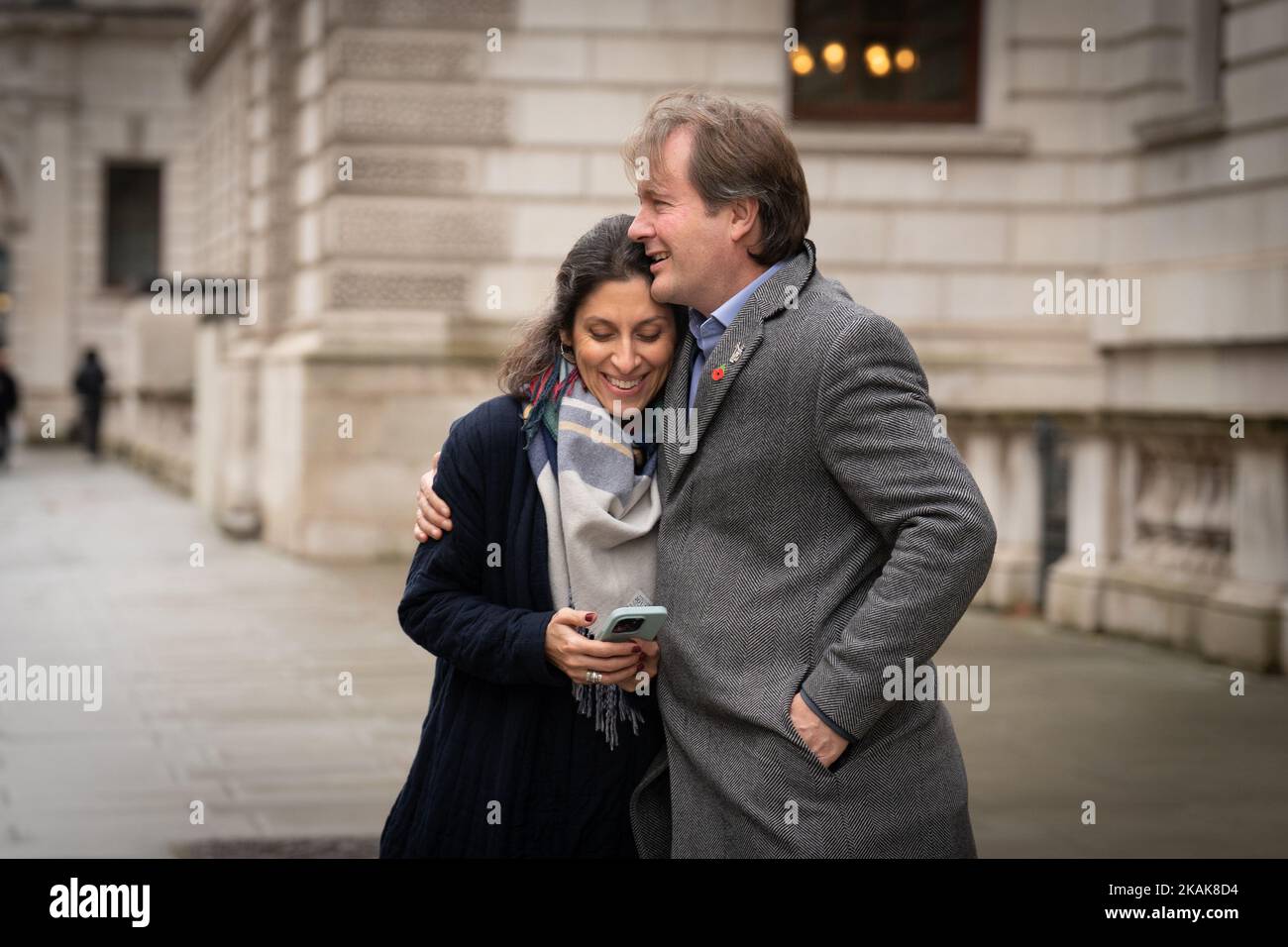 Richard Ratcliffe et son épouse Nazanin Zaghari-Ratcliffe au Foreign ...