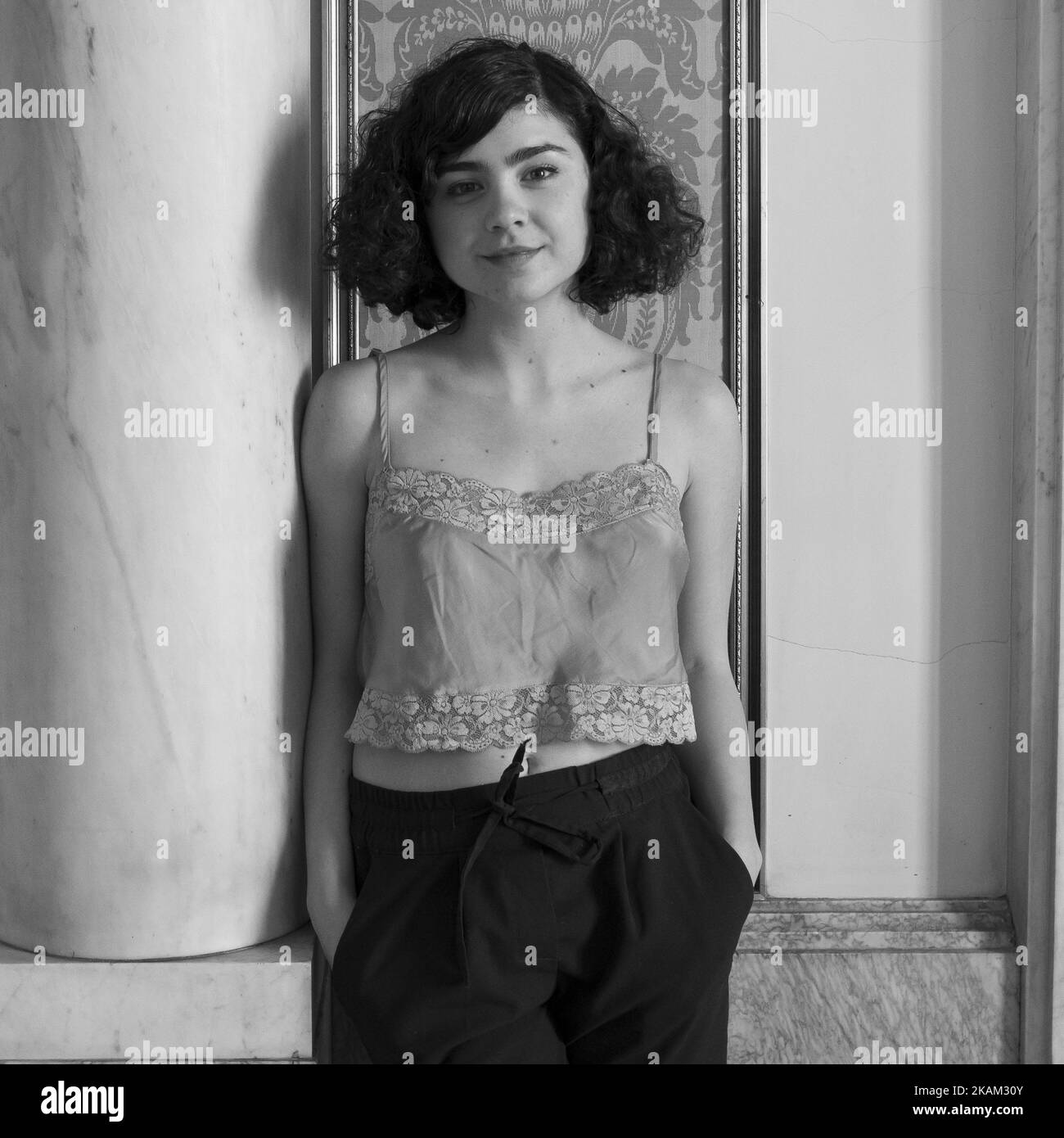 L'actrice espagnole Olivia Delcan pose pour un photoshoot à Madrid ...