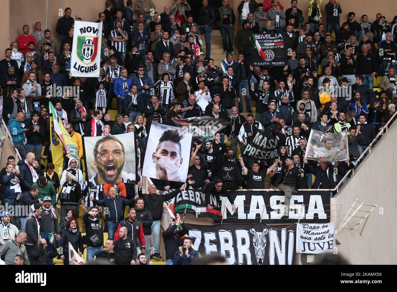 As monaco fc supporters Banque de photographies et d’images à haute ...
