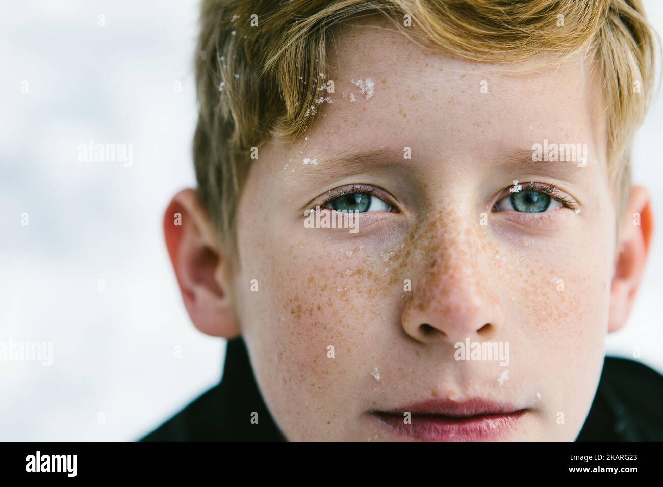 Garçon taches de rousseur visage Banque de photographies et d’images à ...