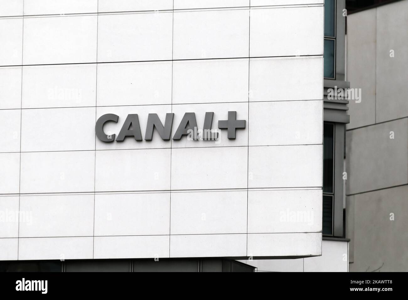 Une photo prise sur 2 mars 2018 à Issy-les-Moulineaux, une banlieue ...