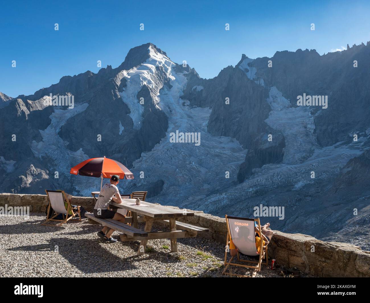 Aiguille rouges Banque de photographies et d’images à haute résolution ...