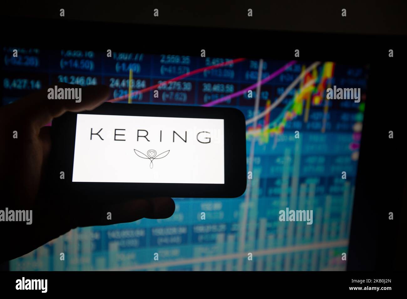 Kering logo Banque de photographies et d’images à haute résolution - Alamy