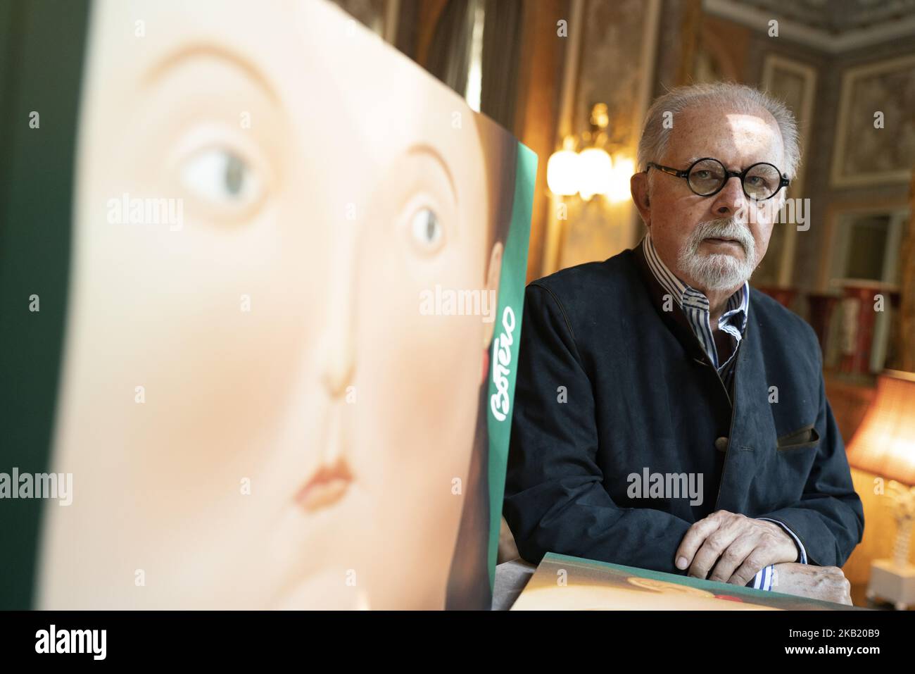 Le professeur Fernando Botero lors de la présentation du livre femmes ...
