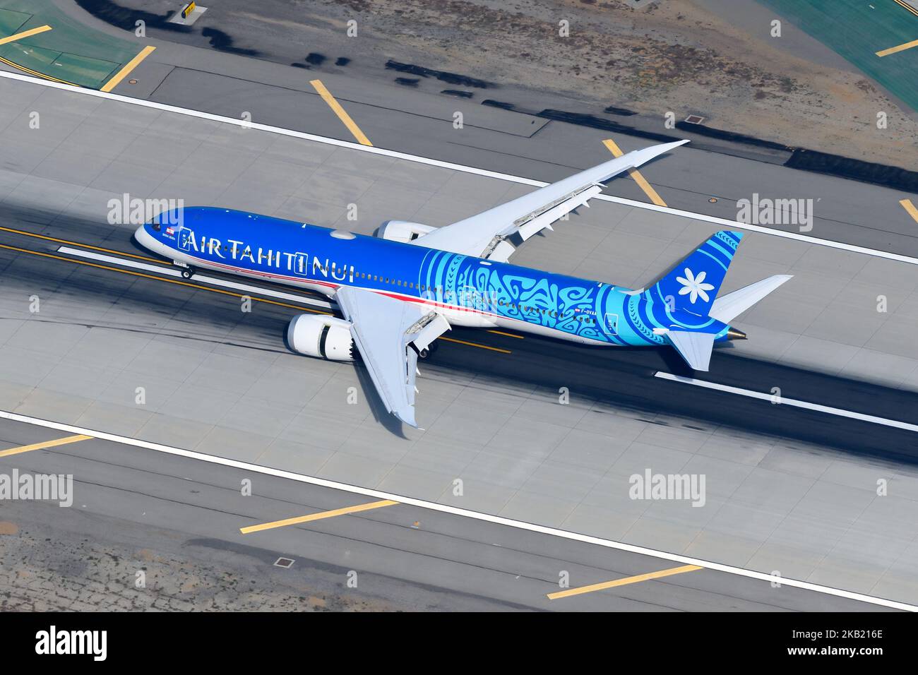Air Tahiti Nui Boeing 787 atterrissage d'avion. Compagnie aérienne de ...