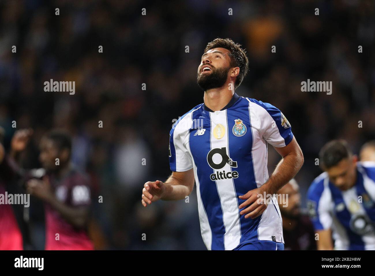 Felipe, le défenseur brésilien de Porto, célèbre après avoir obtenu un ...