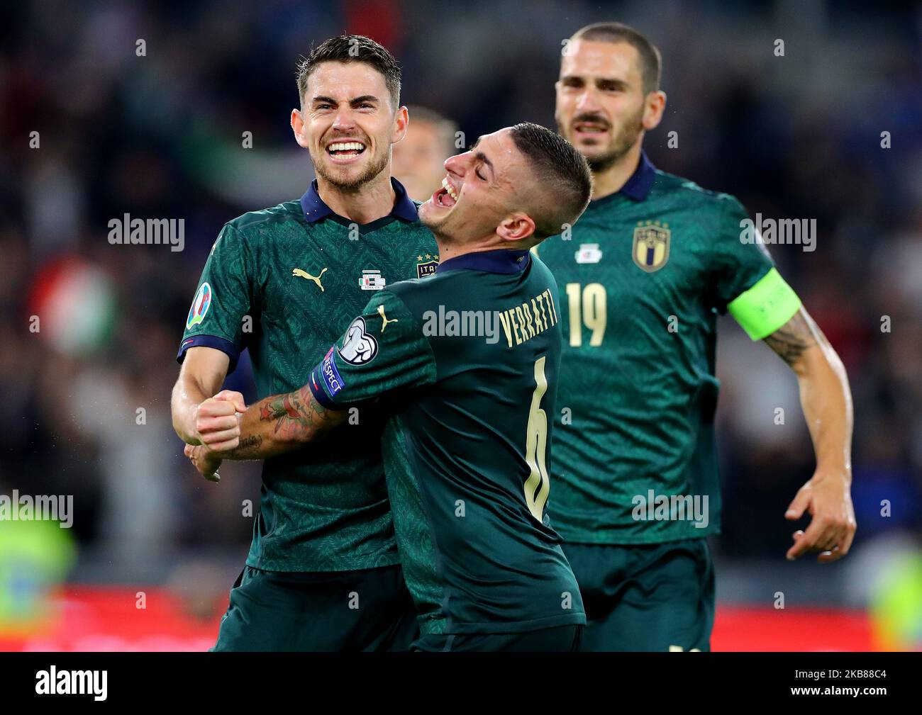 Jorginho d'Italie fête avec Marco Verratti lors du match Italie/Grèce ...