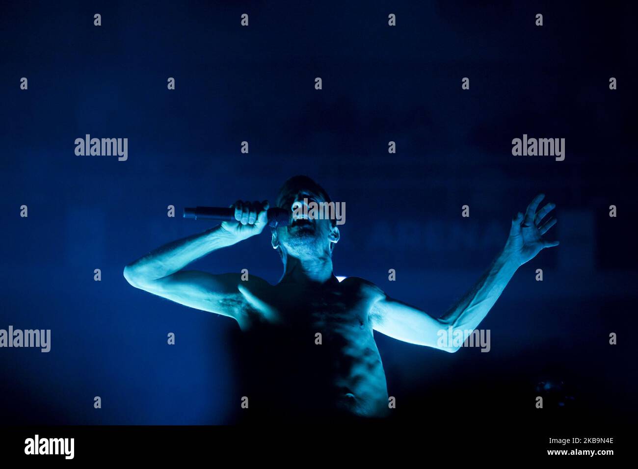 Manuel Cruz, chanteur principal du groupe portugais Ornatos Violeta, se ...