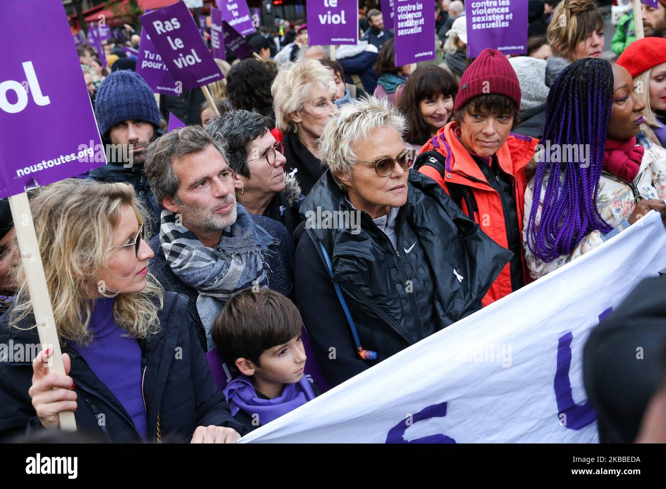 L'actrice française Alexandra Lamy (1L) et l'humoriste et activiste ...