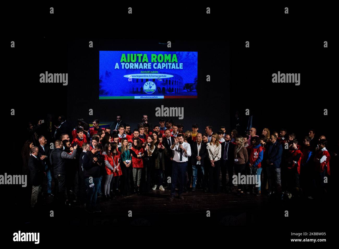 Aider rome Banque de photographies et d’images à haute résolution - Alamy