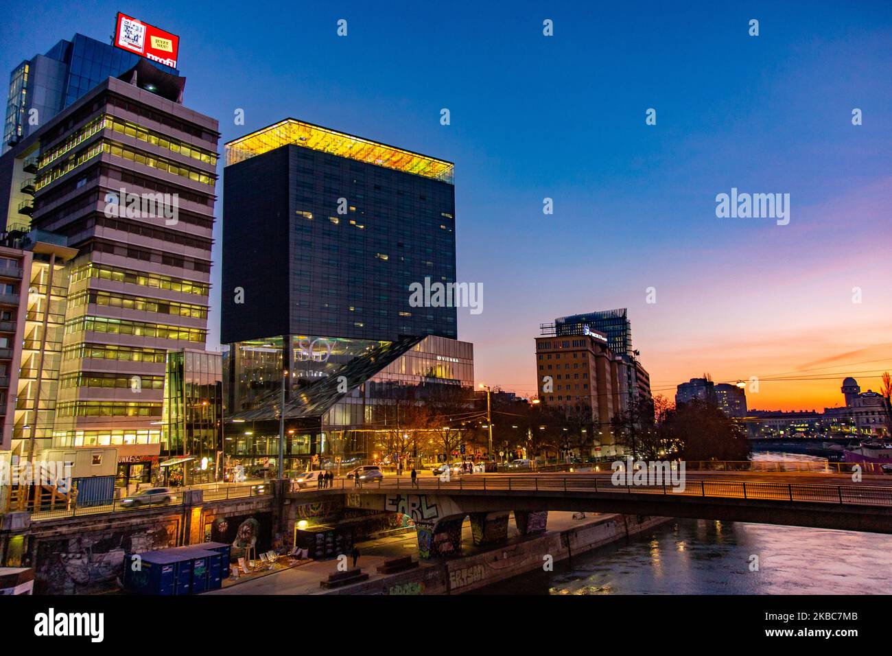 Destinazione turistica del cielo blu di osterreich di vienna austria ...