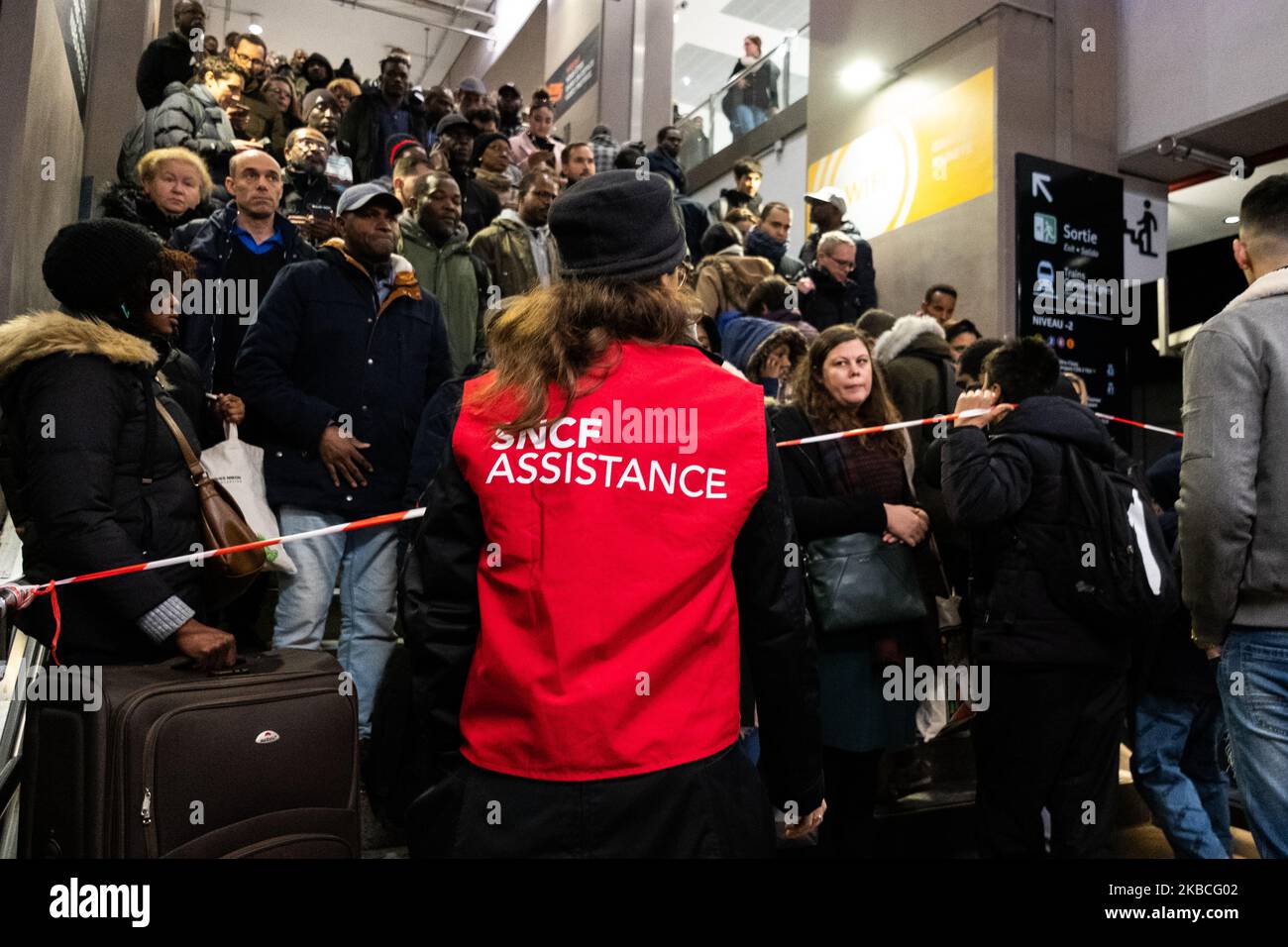 Rer subway sncf train platform Banque de photographies et d’images à ...