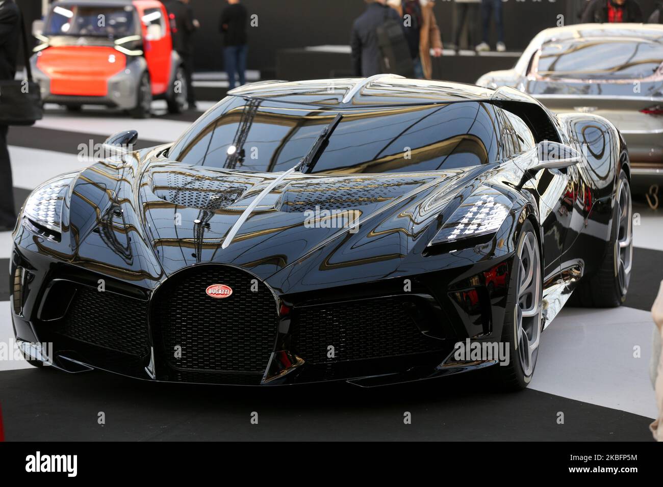 Un concept-car Bugatti la Voiture Noire est exposé lors du jour de ...