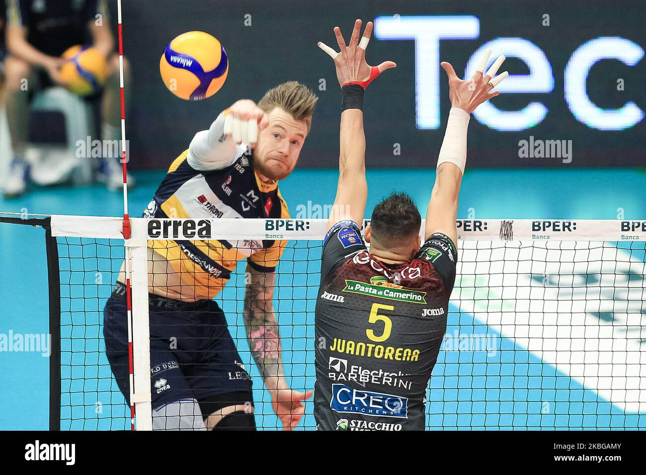 Zaytsev ivan et juantorena osmany Banque de photographies et d’images à ...