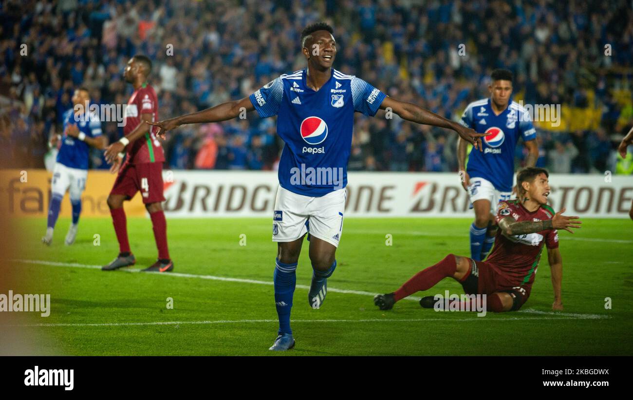 Hansel zapata des millonarios Banque de photographies et d’images à ...