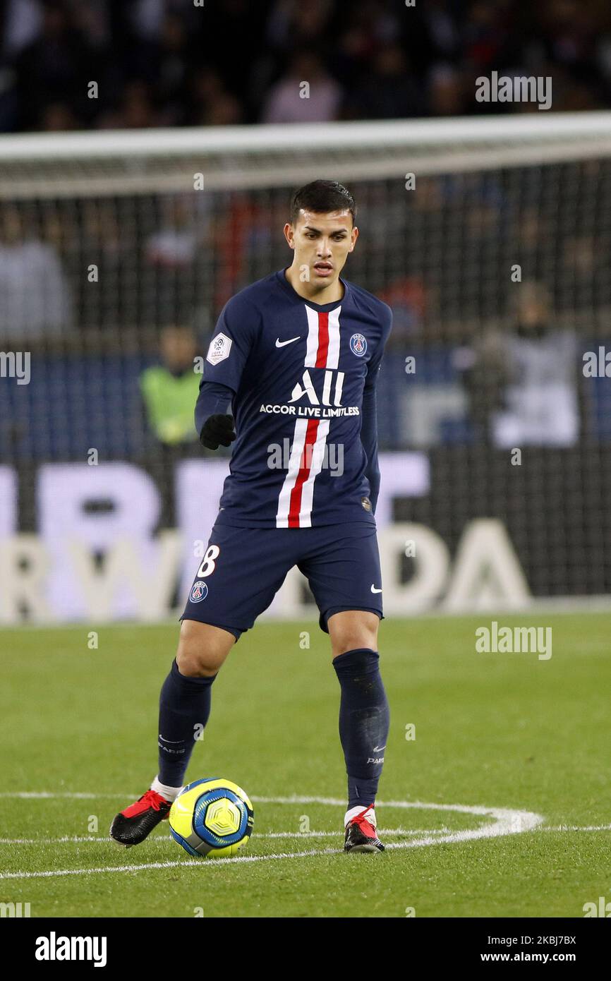 Paris saint germains leandro paredes Banque de photographies et d ...