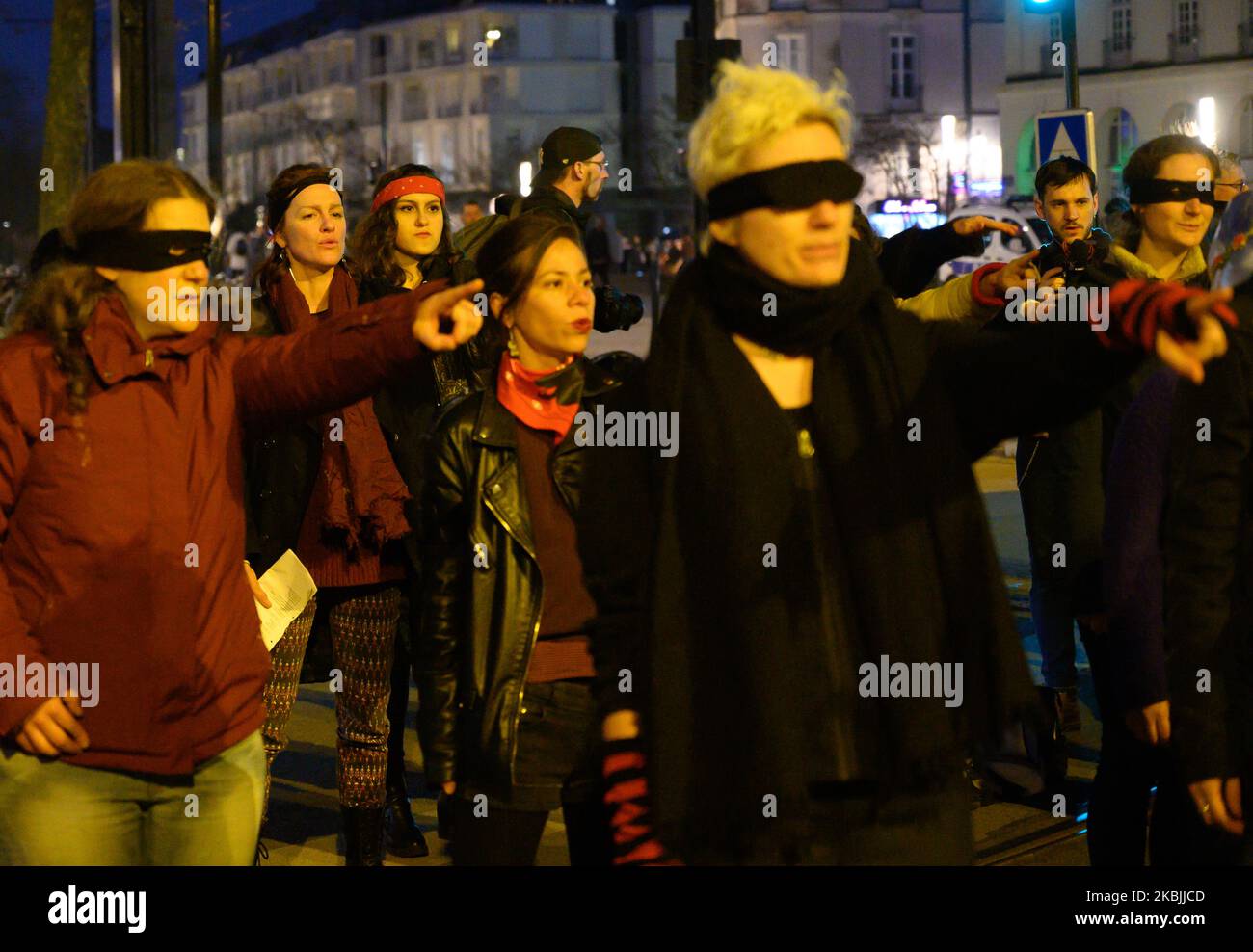 La veille de la Journée internationale de la femme, le mouvement ''All ...