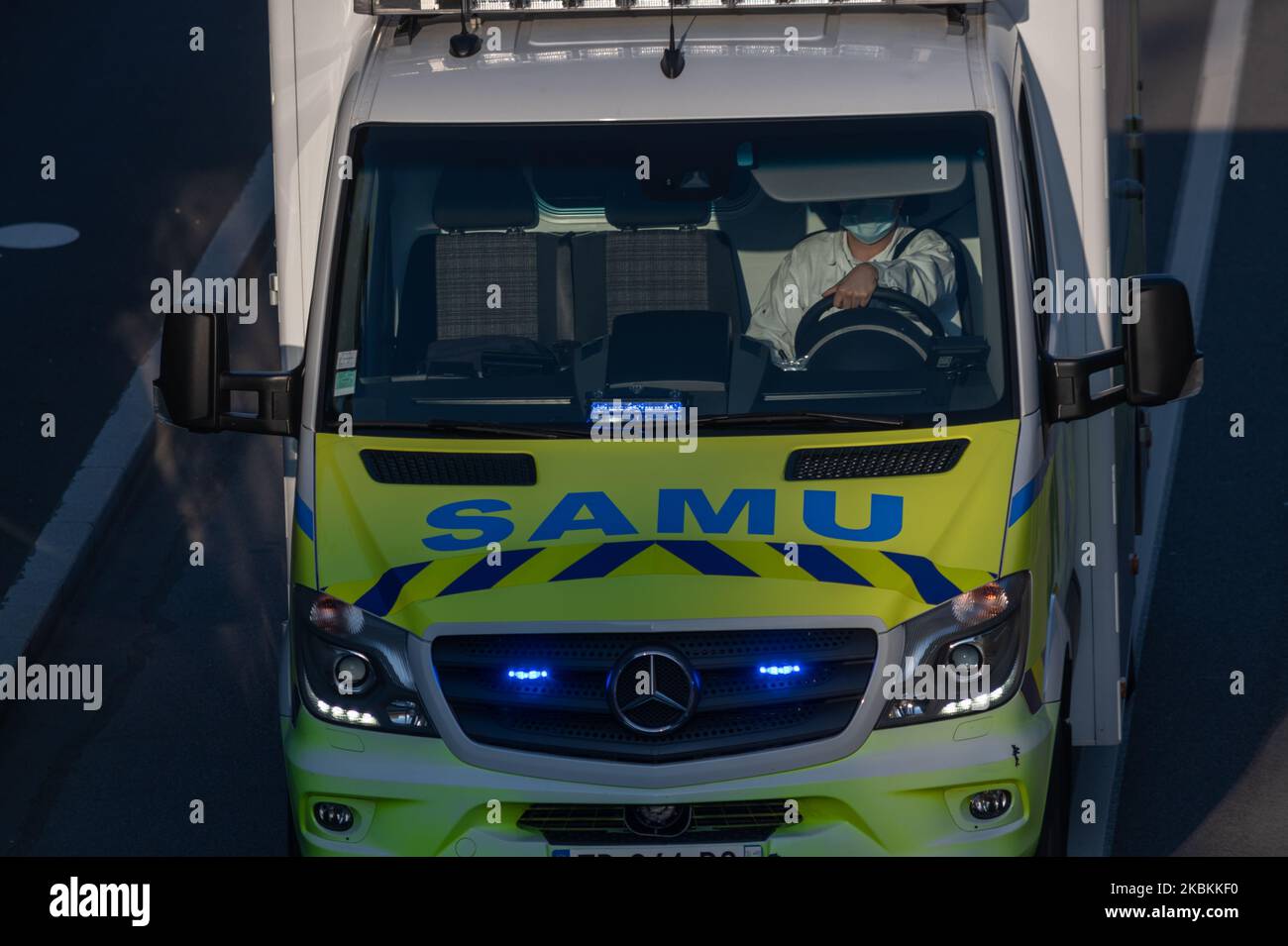 Ambulance samu Banque de photographies et d’images à haute résolution ...