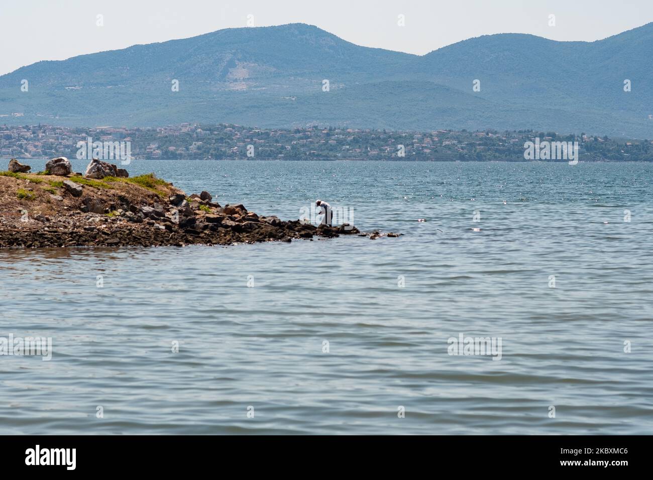 Plage de néa artaki Banque de photographies et d’images à haute ...