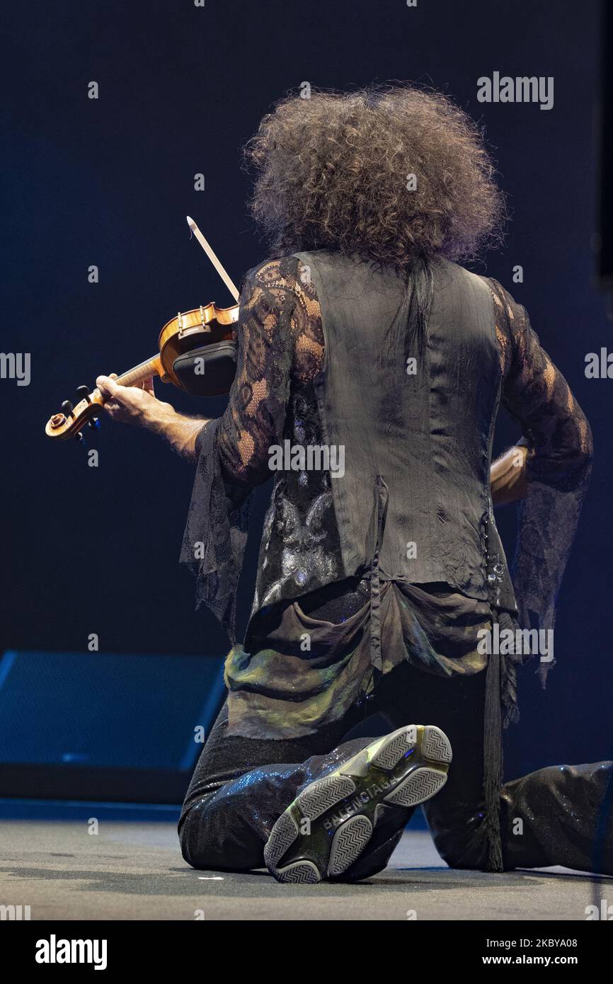 La violoniste libanaise ara malikian Banque de photographies et d ...