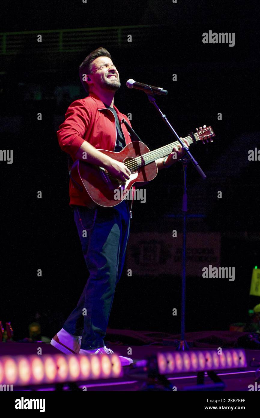 Chanteur diego cantero Banque de photographies et d’images à haute ...