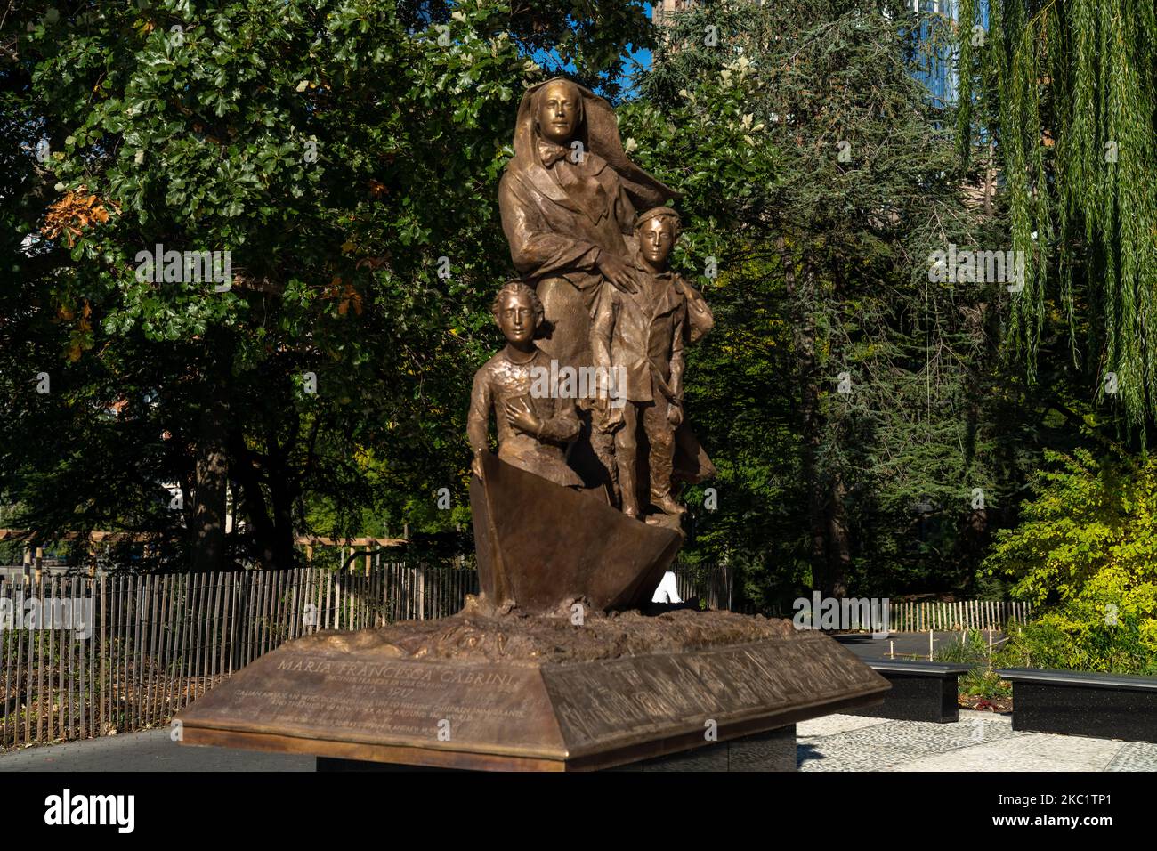 Le Mémorial de la mère Cabrini dans le parc Battery est dévoilé le jour ...