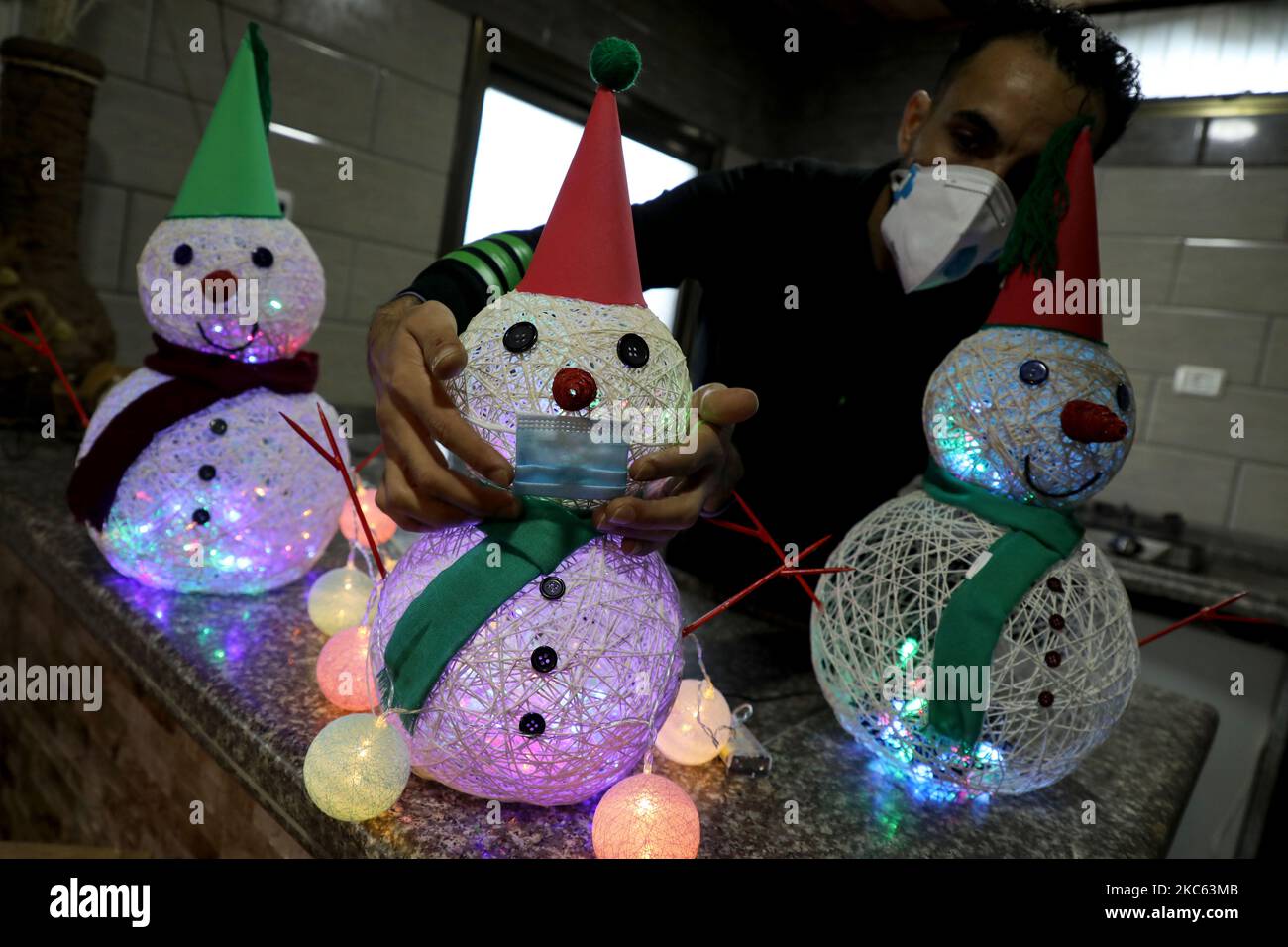 Artiste palestinien Banque de photographies et d’images à haute ...