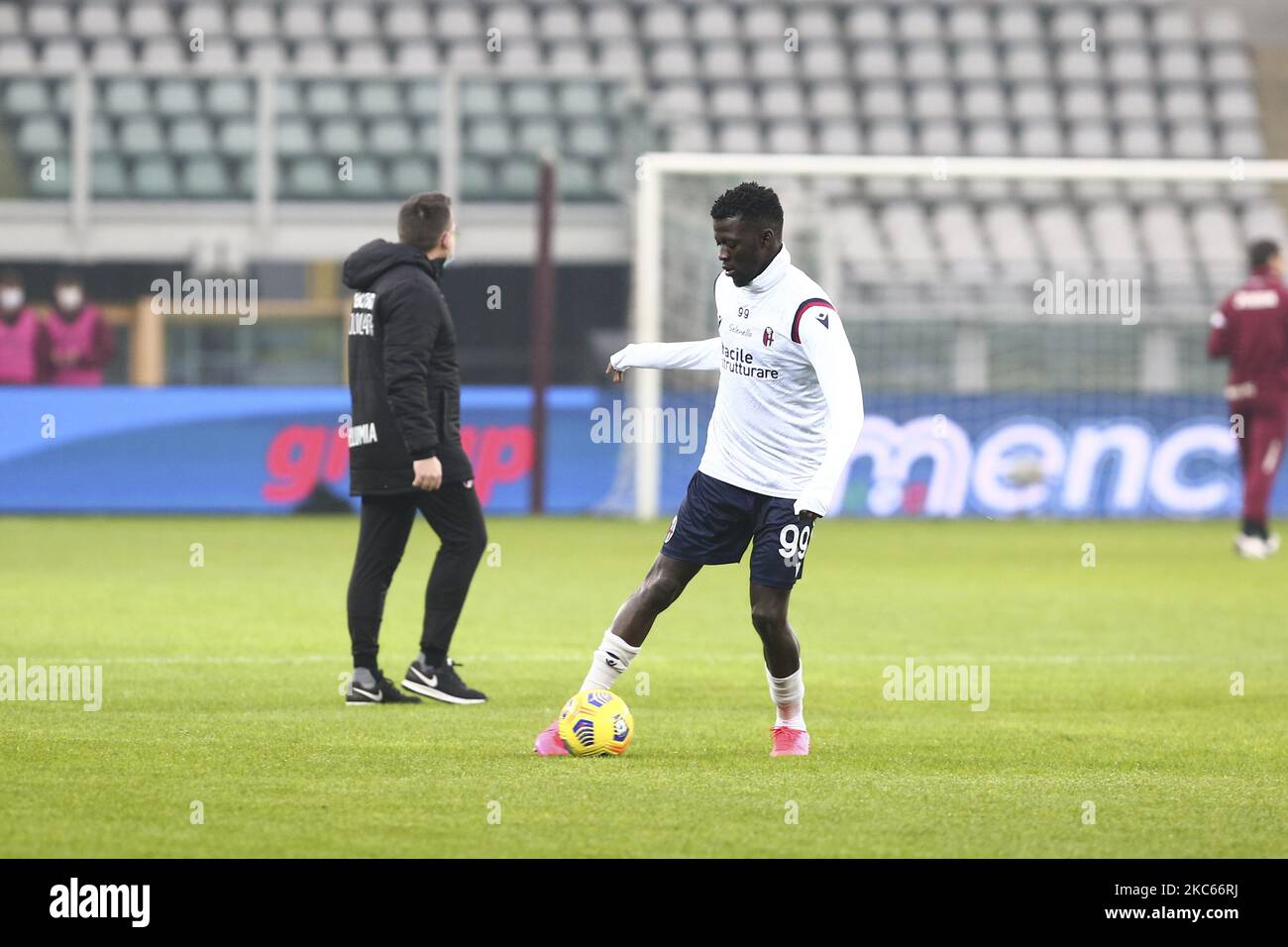 Musa Barrow du FC de Bologne pendant la série Un match de football ...