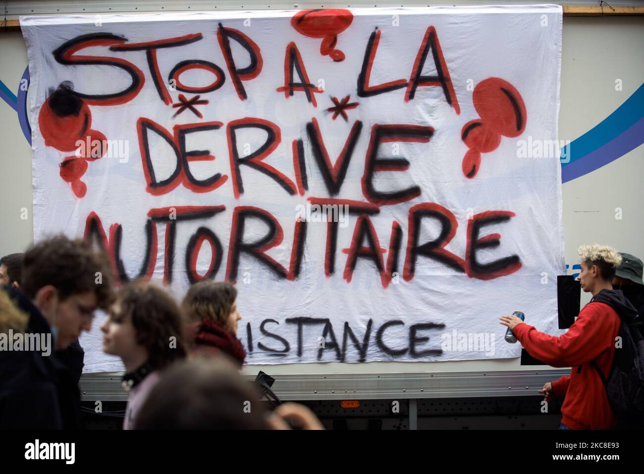 Dérive autoritaire france Banque de photographies et d’images à haute ...