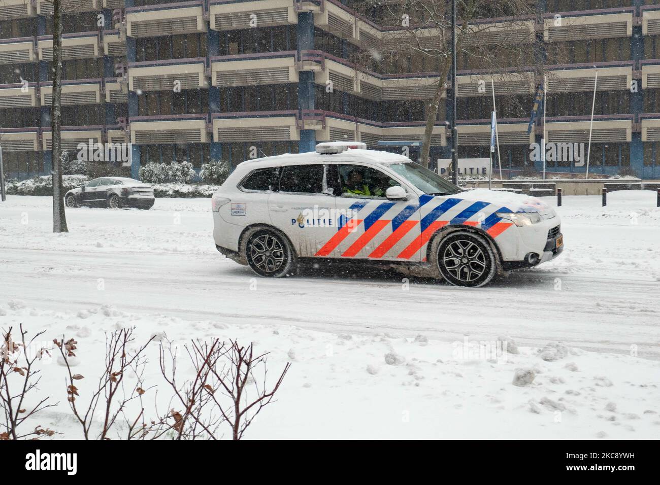 Dutch police vehicle Banque de photographies et d’images à haute ...