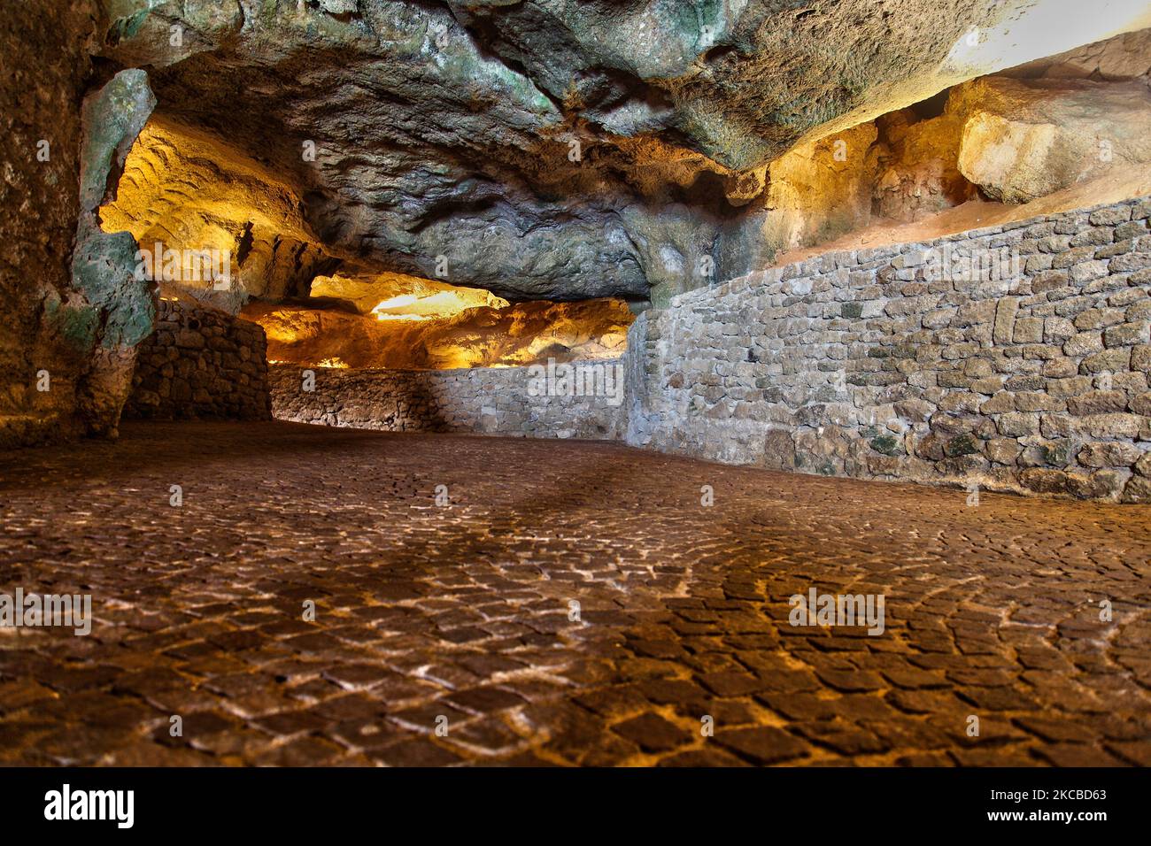 Grotte hercule Banque de photographies et d’images à haute résolution ...