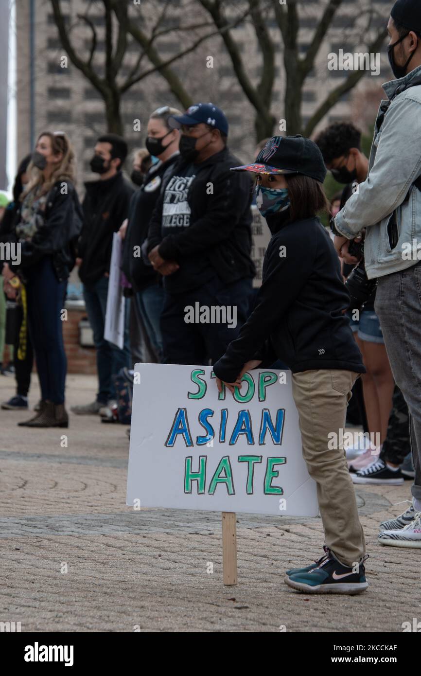 Les activistes du Grand Détroit de la WWN Detroit et D'APIA ont ...