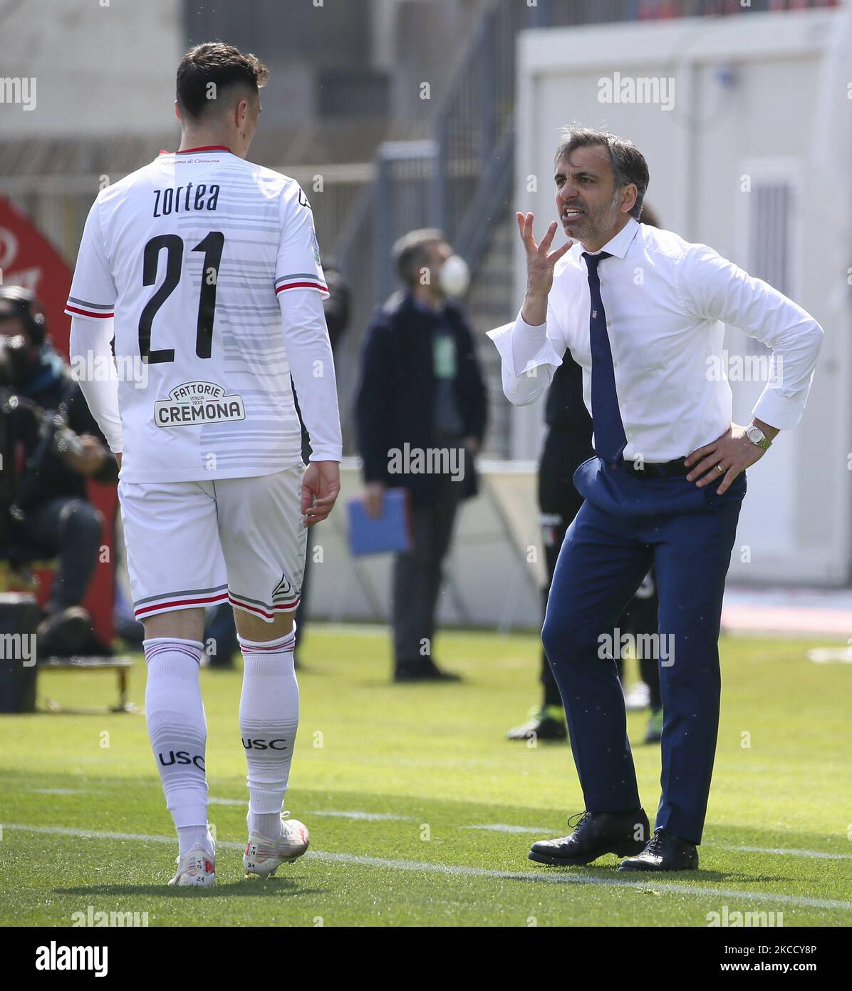 Le nadir Zortea (L) du Crémone américain et de Fabio Pecchia parle ...