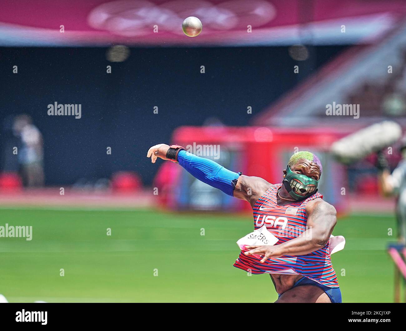 Raven saunders tokyo olympics` Banque de photographies et d’images à ...