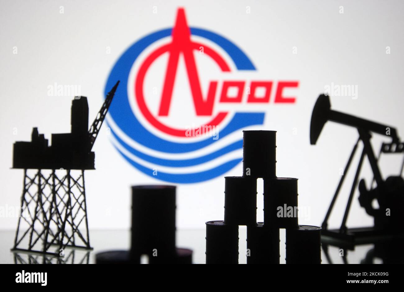 Le logo CNOOC (China National Offshore Oil Corporation) et les modèles ...