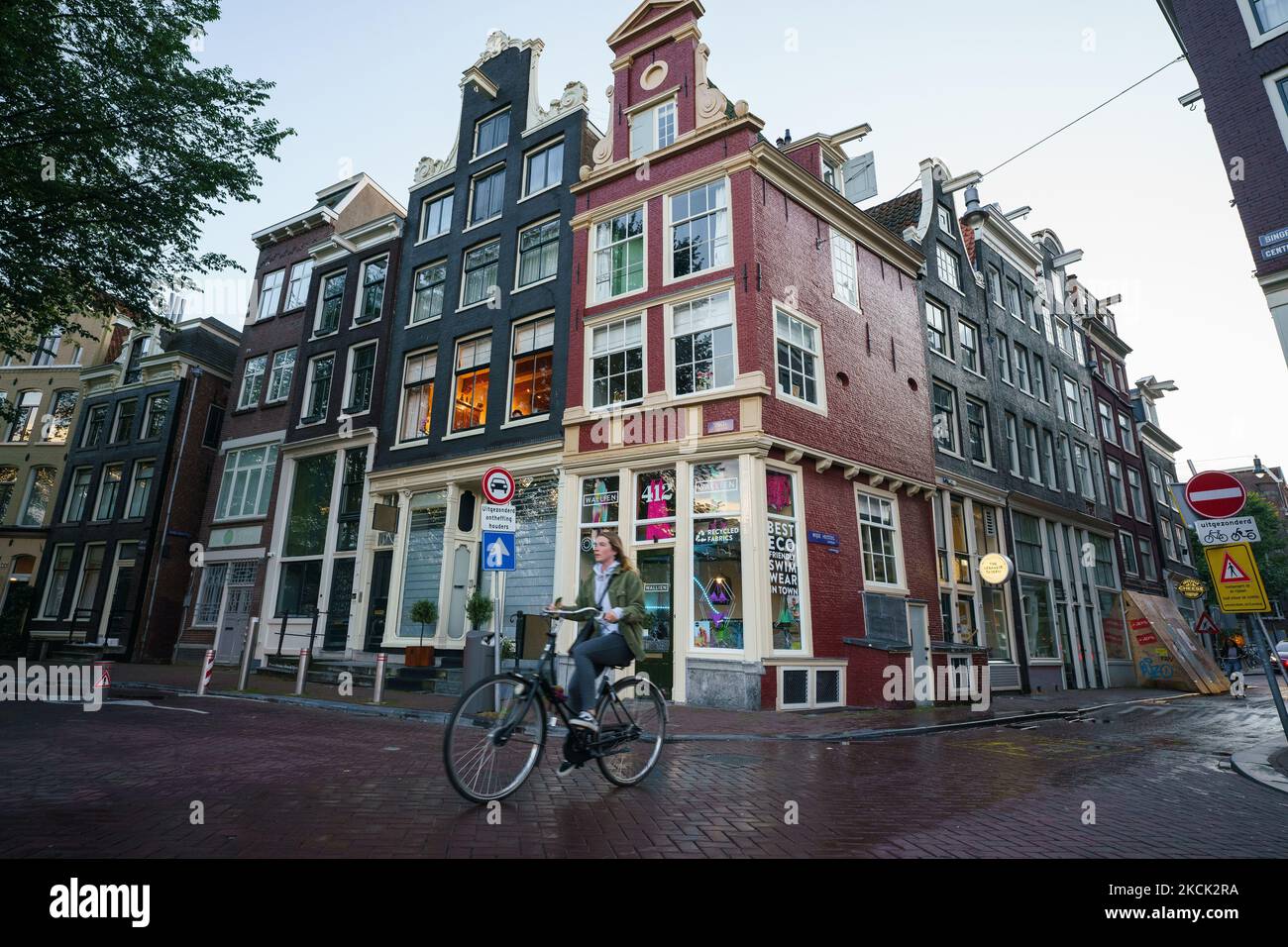 La vie quotidienne à de Negen Straatjes à Amsterdam, pays-Bas sur 7 ...