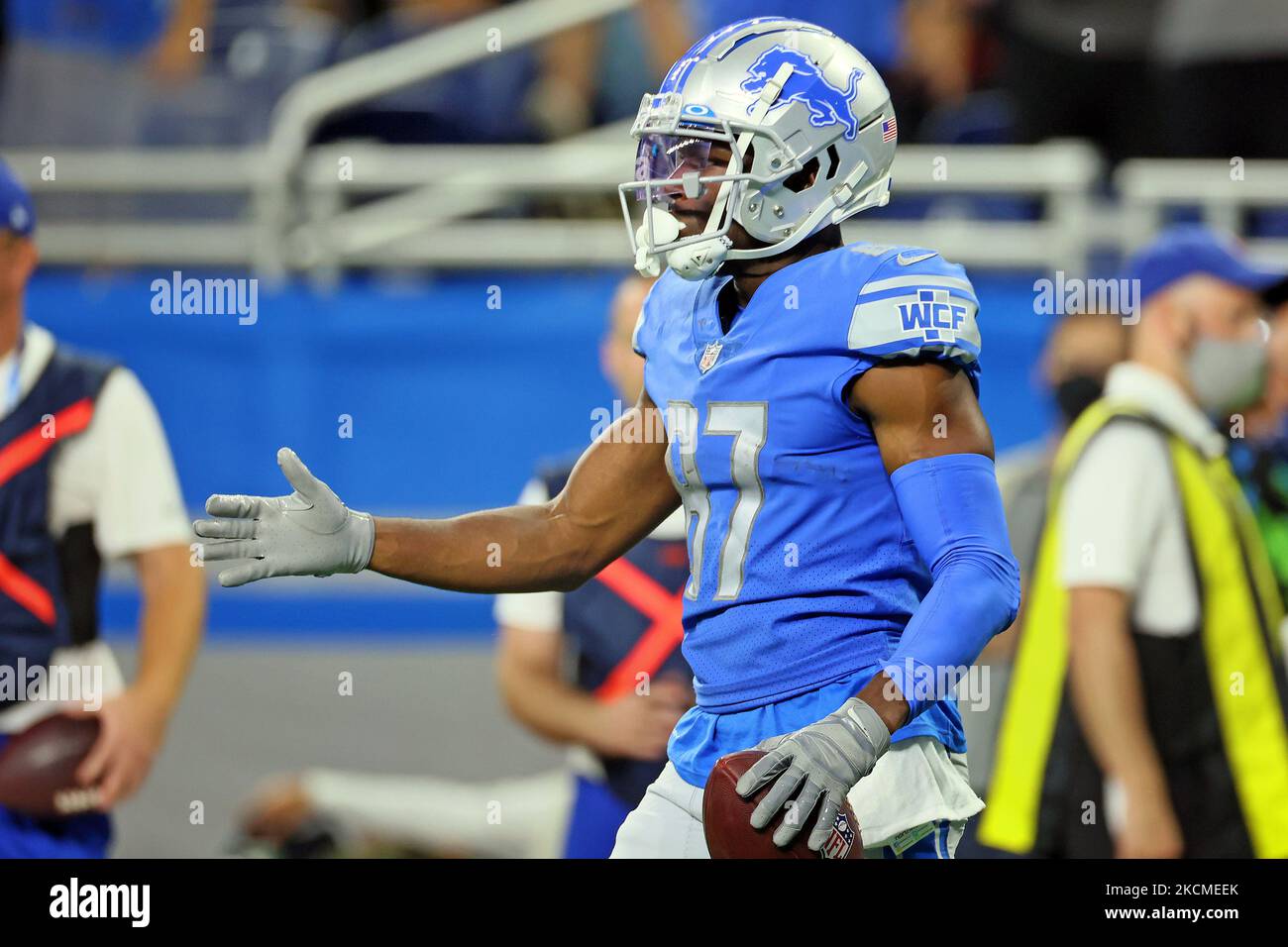 Quintez Cephus, grand receveur des Lions de Detroit (87), célèbre après ...