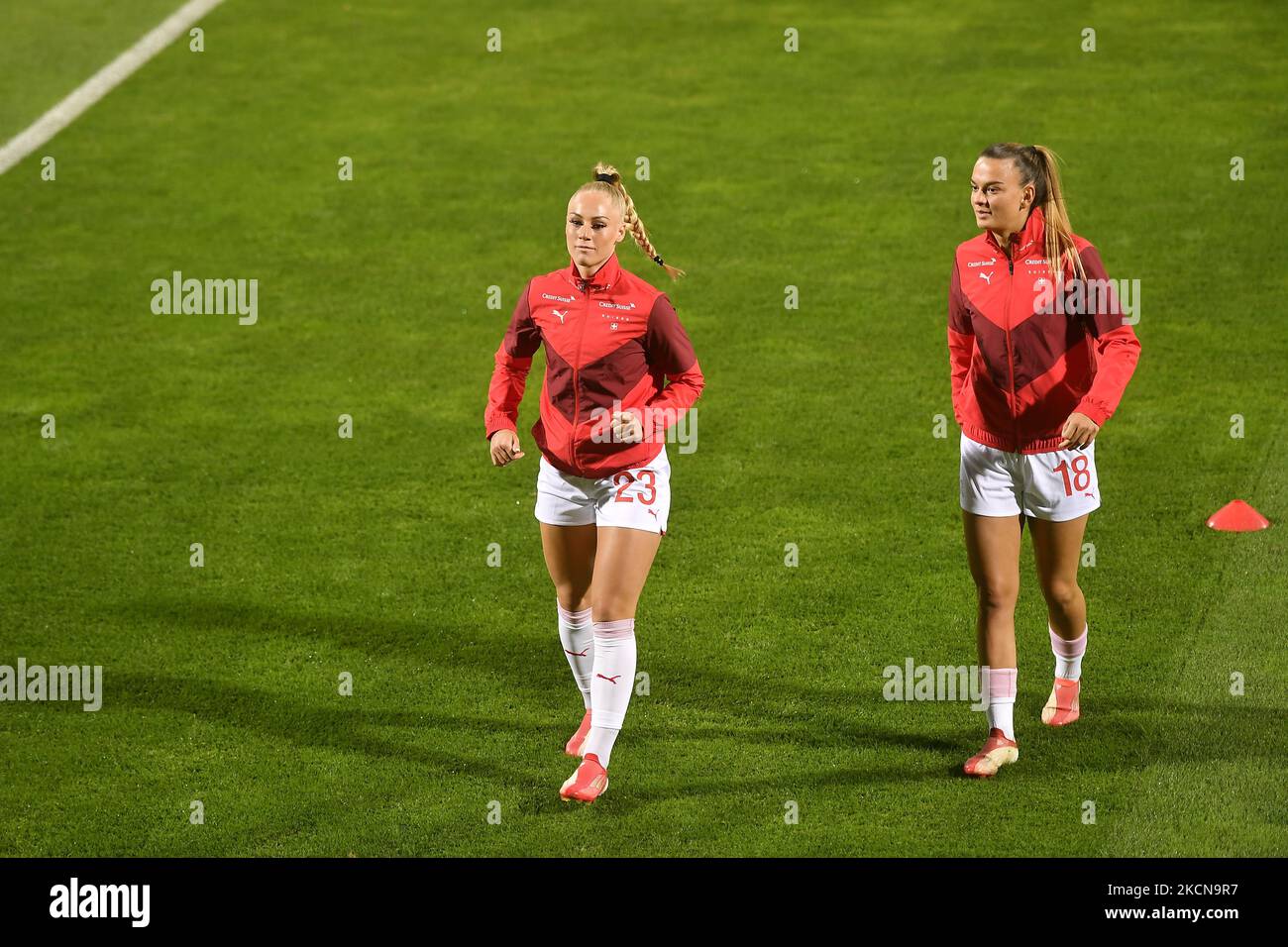 Alisha Lehmann et Riola Xhemaili lors de la coupe du monde des femmes ...