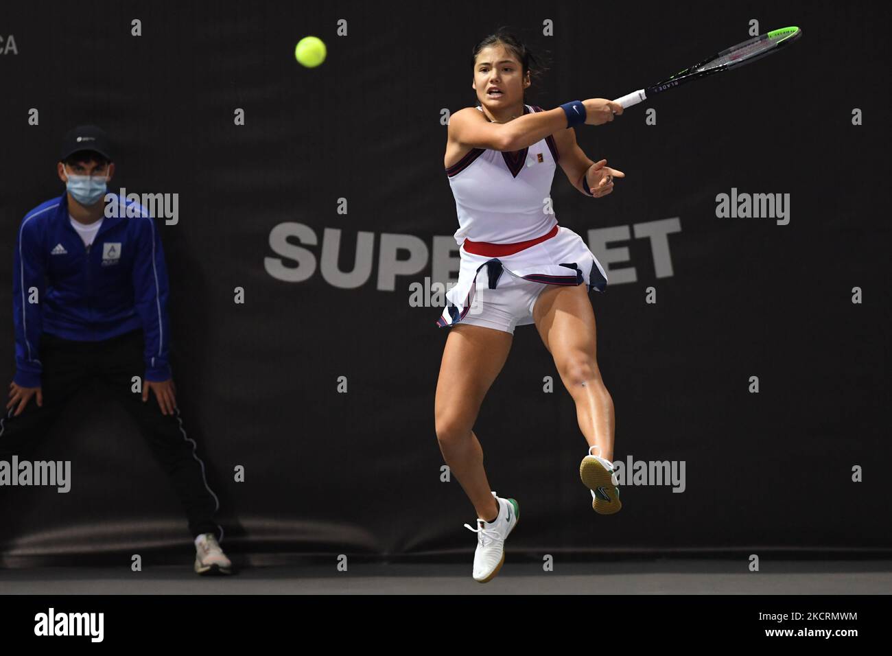 Emma raducanu emma raducanu action Banque de photographies et d’images à haute résolution - Alamy