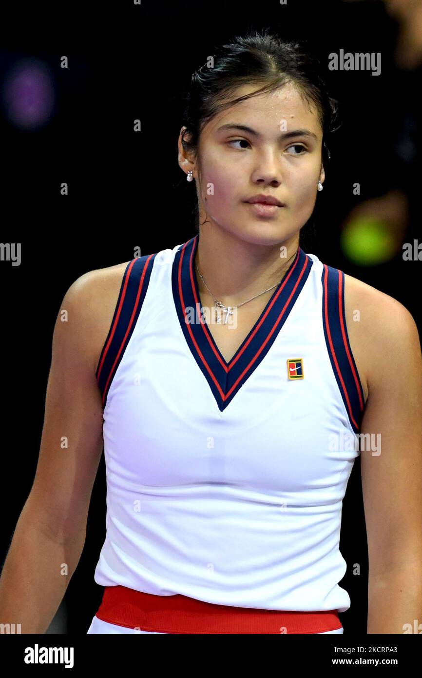 Emma raducanu ana bogdan Banque de photographies et d’images à haute ...