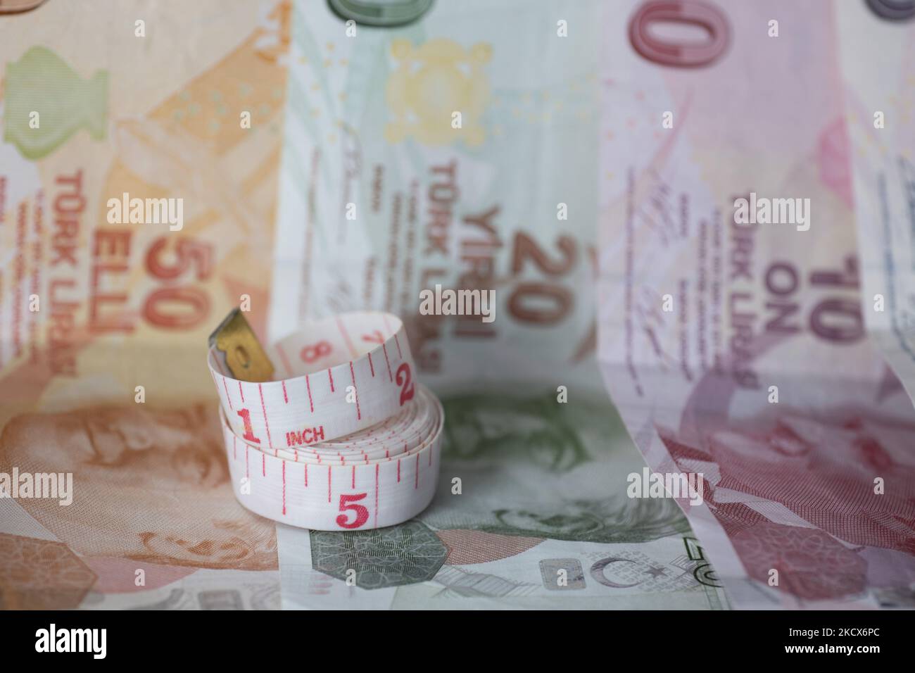 Symbole de la lire turque Banque de photographies et d’images à haute ...