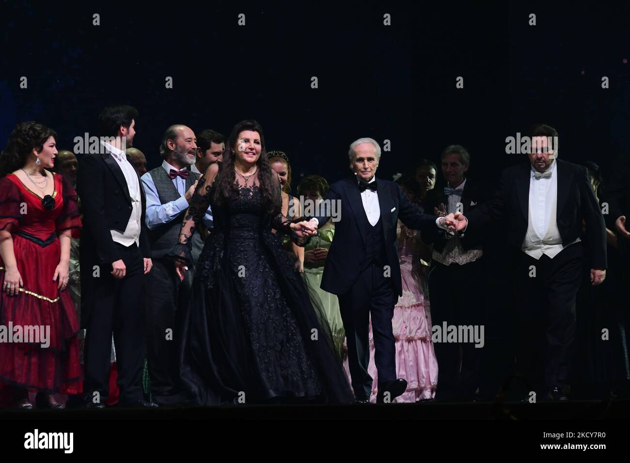 Soprano tenor mezzo soprano Banque de photographies et d’images à haute ...